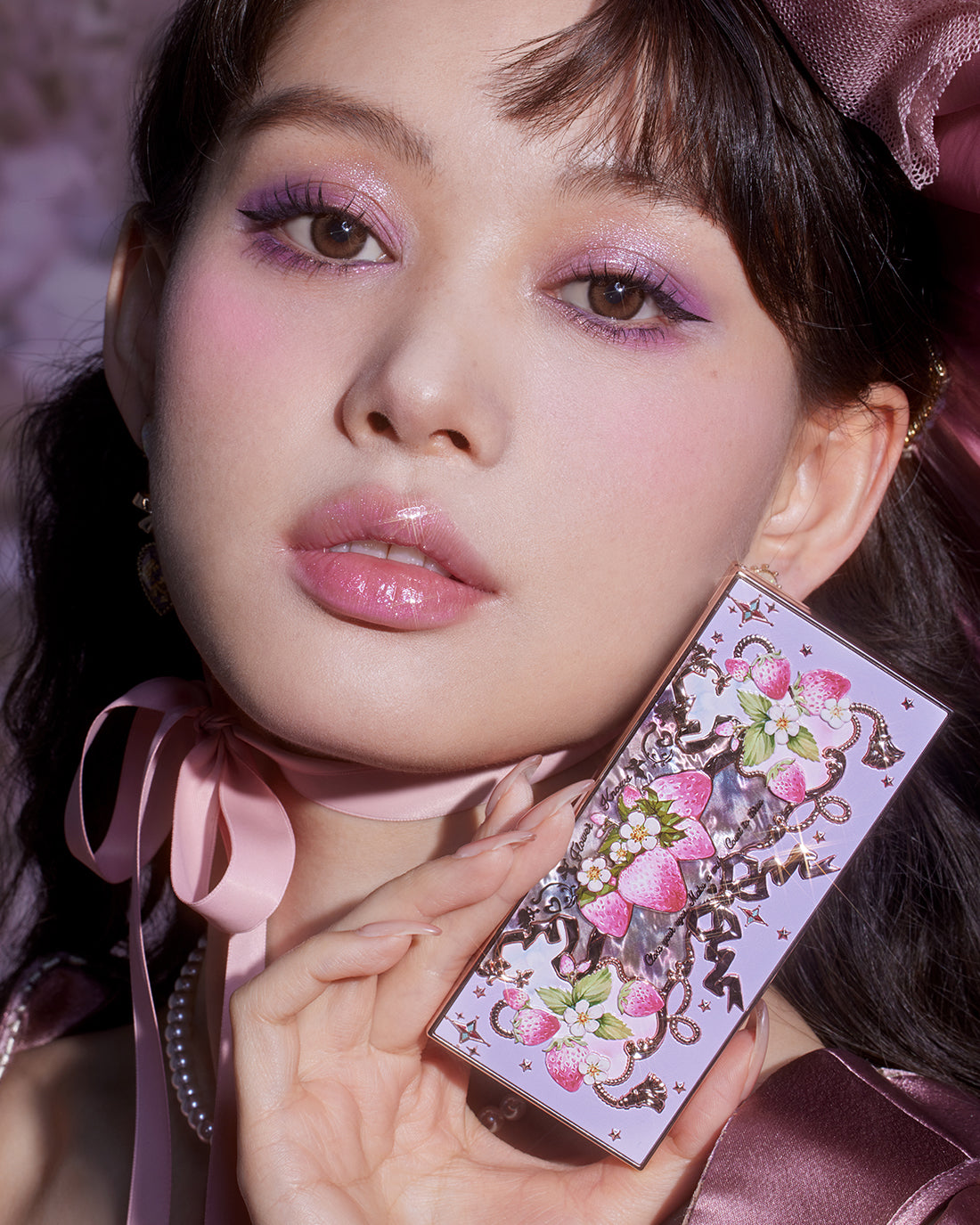 Violet Strawberry Rococo Eyeshadow Palette – Flower Knows